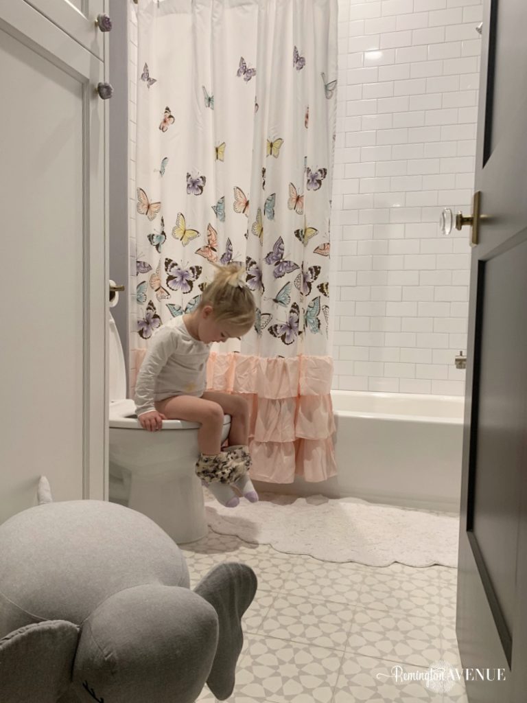 Girls bathroom design- Just be you 14 - Remington Avenue