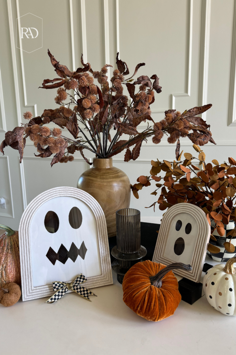 Easy Dollar Store Halloween Craft: DIY Ghost Frames